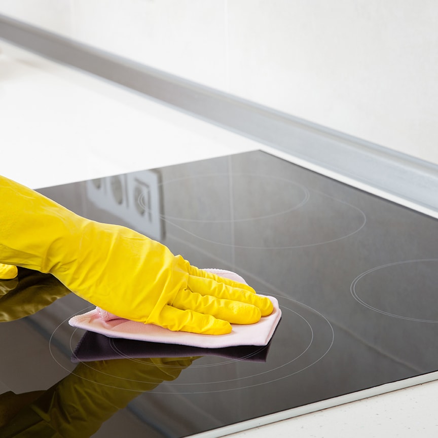 5 astuces pour nettoyer votre plaque à induction